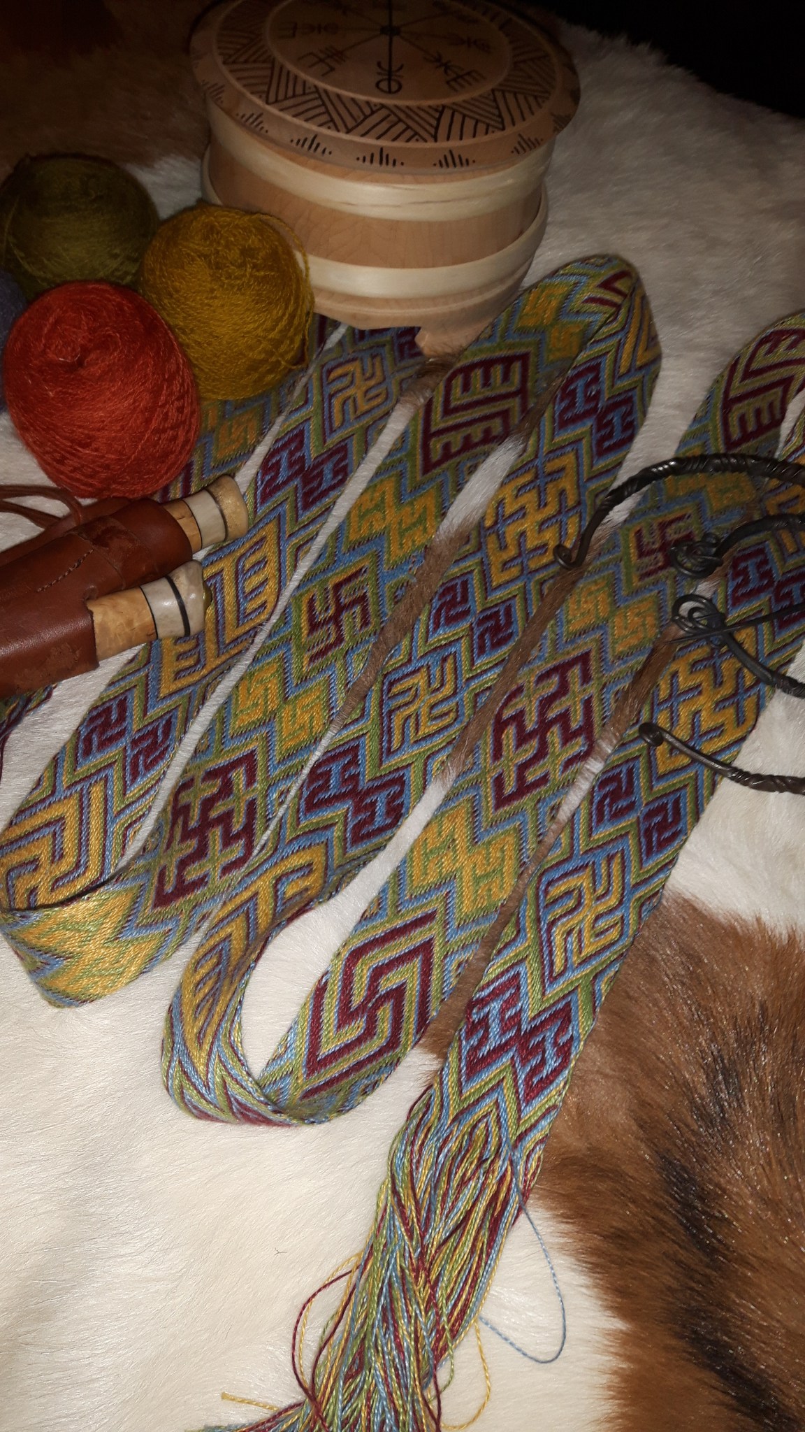 Snartemo V – Liljekonvall Tablet Weaving